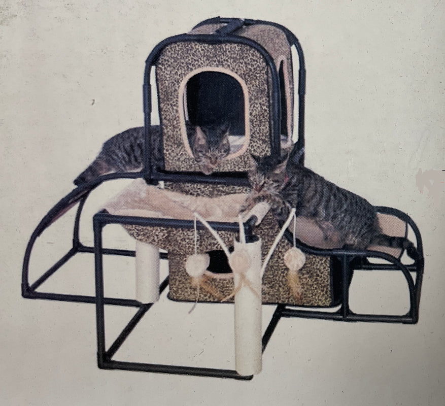 Kittyland Hideaway Play Center for Cats Up To 8kg - 117 x 80 x 82 cm