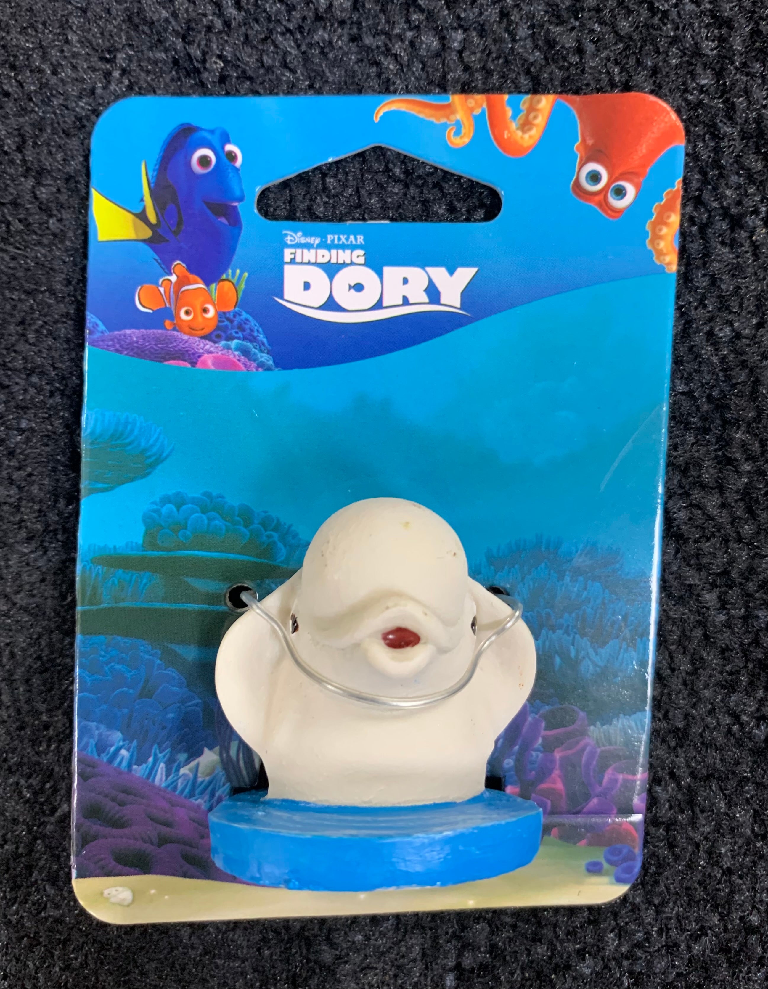 PENN-PLAX FINDING DORY BAILY IN WATER MINI AQUARIUM ORNAMENT